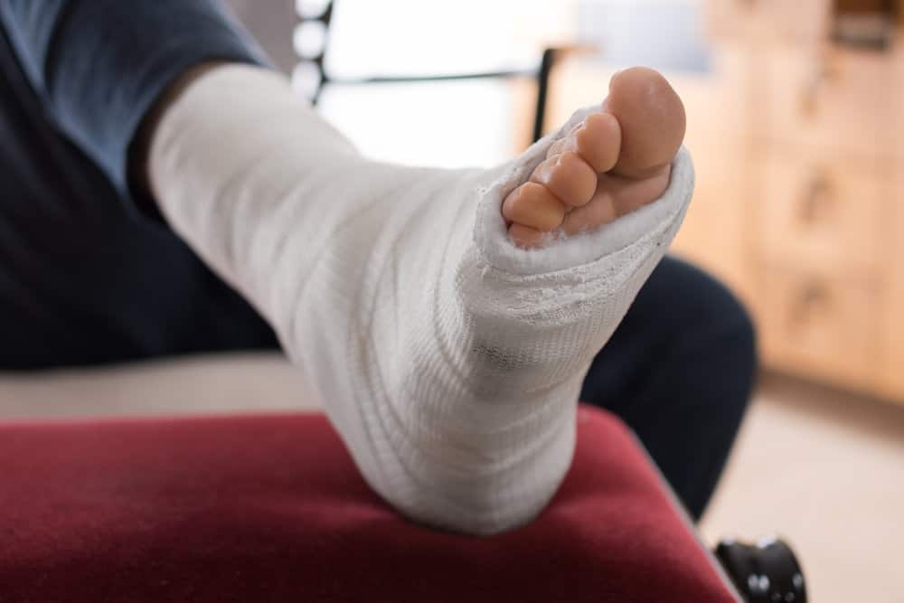 Preventing Metatarsal Injuries and Enhancing Recovery – Zock